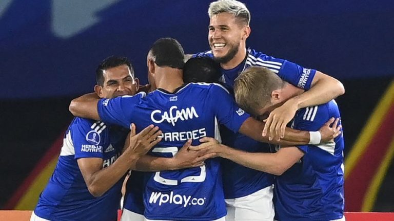 Luis Paredes hace fiesta en la ausencia de Óscar Cortés