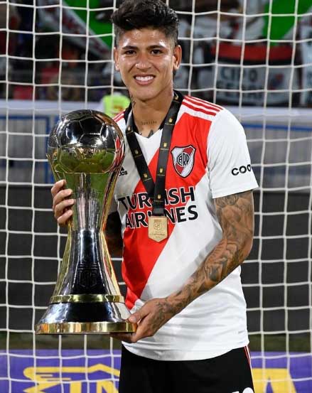 Llegó uno más: los títulos en la carrera de Jorge Carrascal