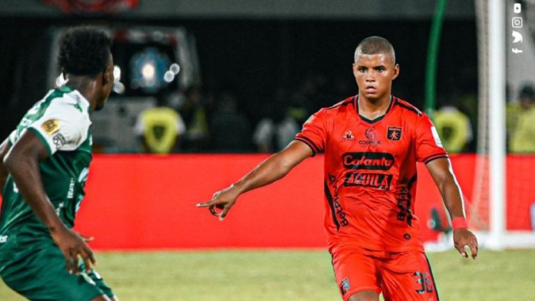 ¡Vuelve Josen Escobar! Y recordamos el porqué de su ritual antes de los ...