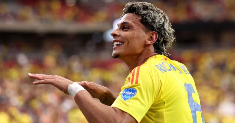 Richard Ríos, primer gol en Copa América y el baile en el festejo ...